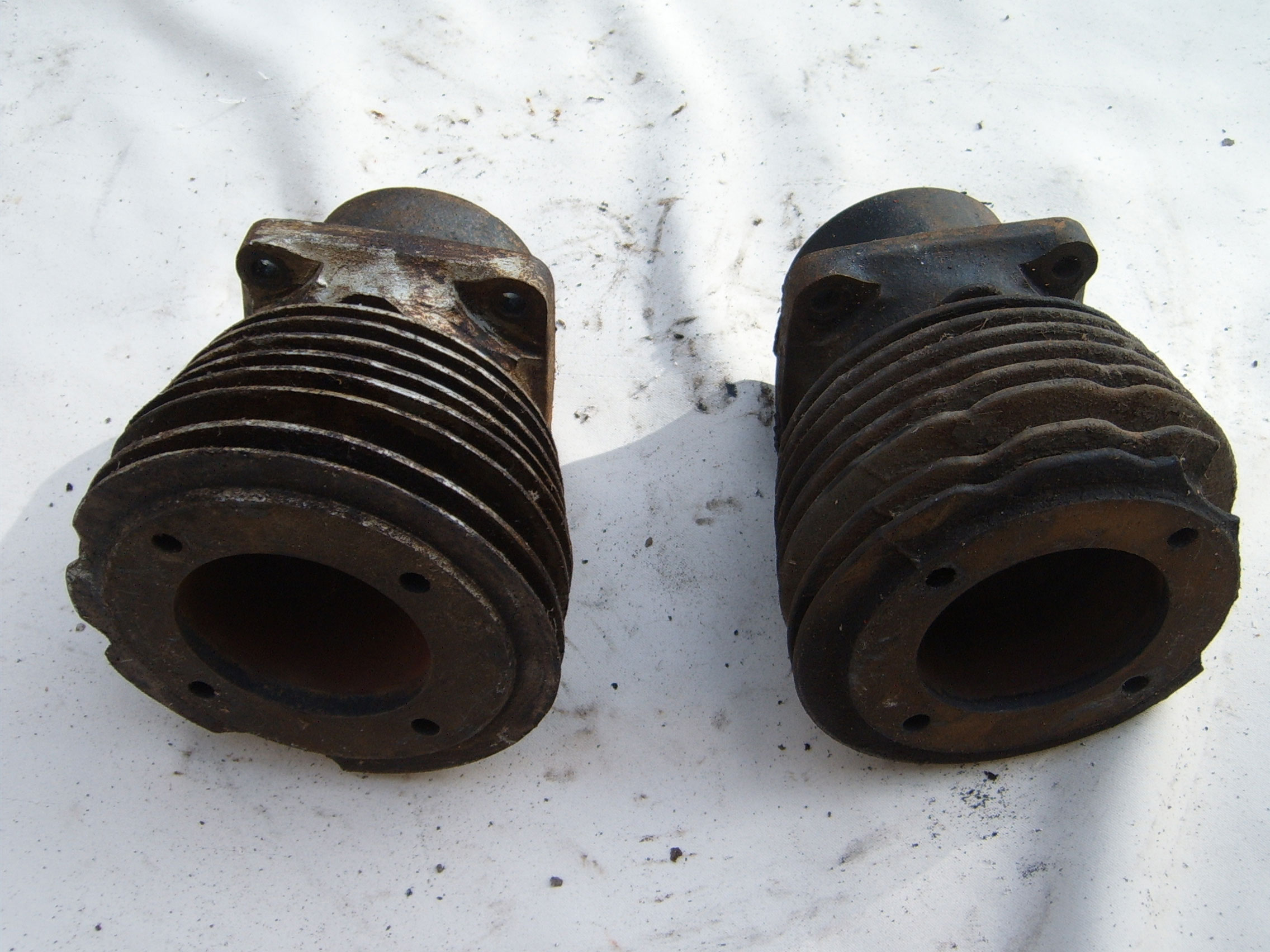 2 Zylinder BMW EMW R 35 - mz-es.de Ersatzteileshop