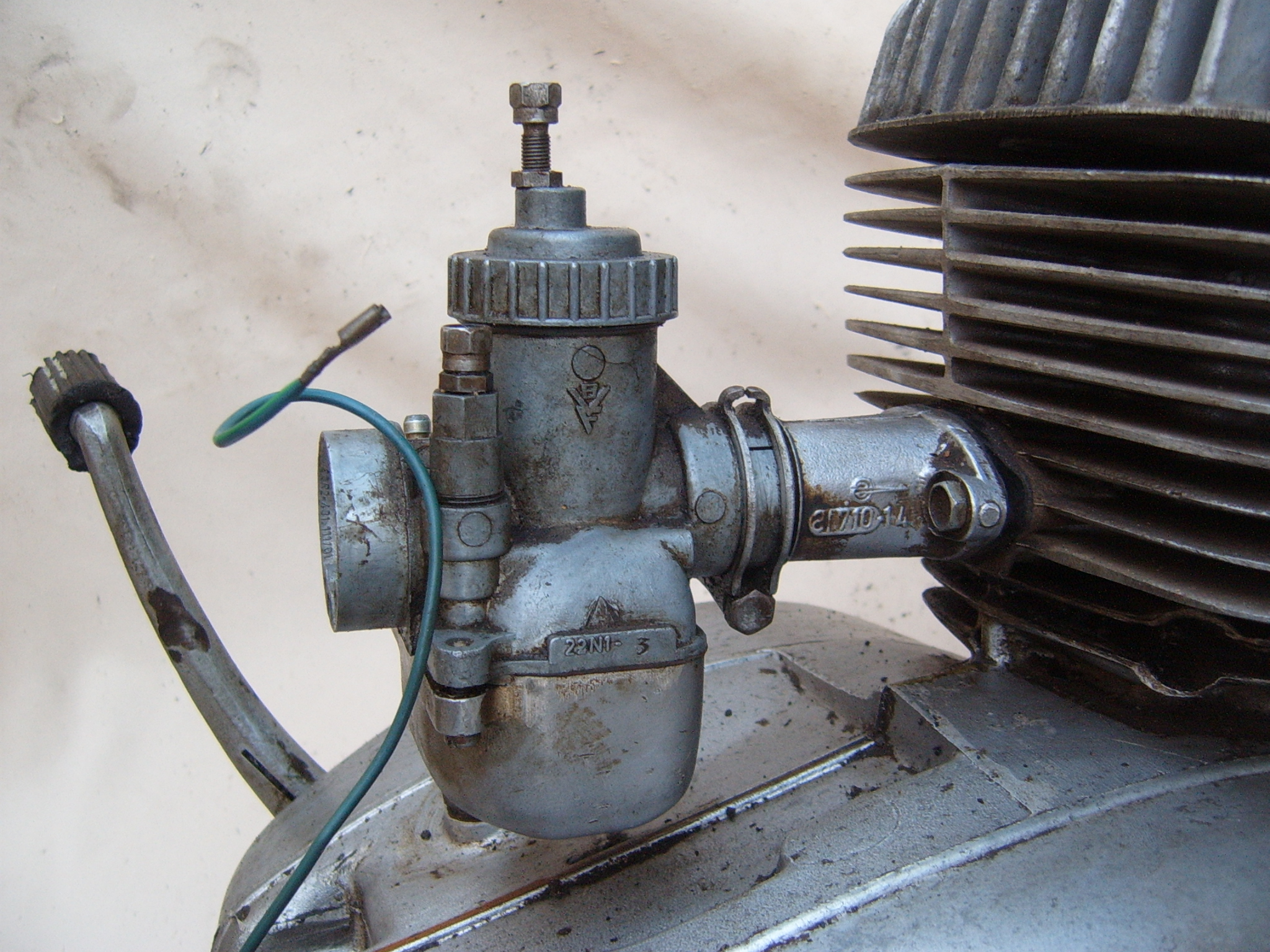 Motor MZ ES TS 125 - MM125/2 mit Zylinderkopf Vergaser